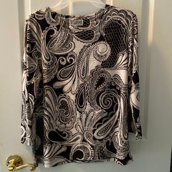 JM Collection | Tops | Black And White Paisley Top From Jm Collection ...
